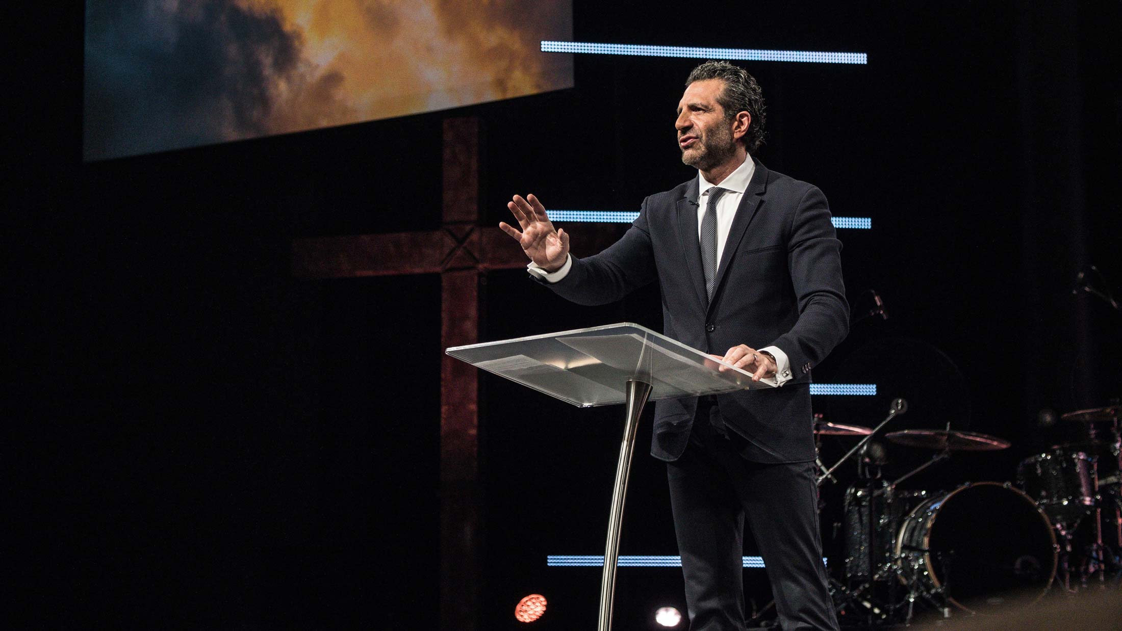 The Throne Life: Freedom Every Day in Every Way - Gregory Dickow Ministries